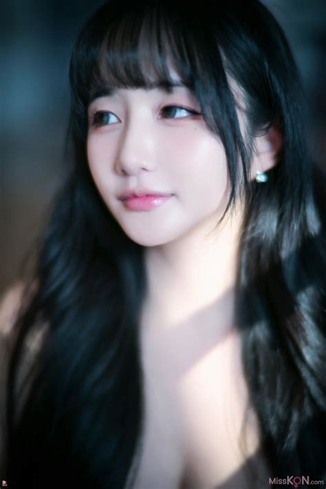 Pink Han Jina 한지나 Sunshine 100 Photos Page 4