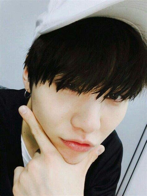 Suga Selca Day 30 Day Bias Challenge Day 2 Genius Yoongi Amino