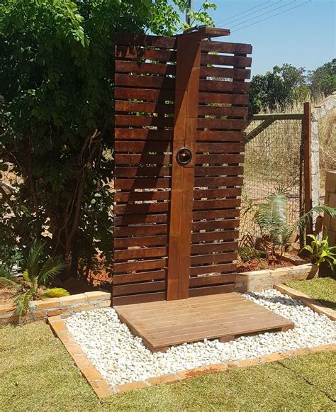 Chuveiro De Jardim Outdoor Bathroom Design Outdoor Shower Diy
