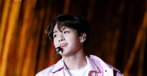 英 매체들 쏟아지는 극찬 만인의 연인 방탄소년단 정국 웸블리 점령
