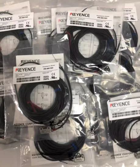 Inductive Switch Sensor Pr Fb3on3 Keyence Isolating Driver And Pr Fb3on3