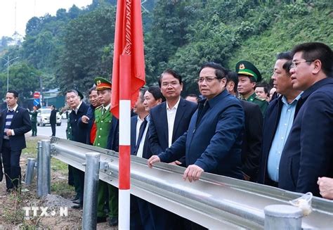 vietnam explores shortest route for lao cai hanoi haiphong railway