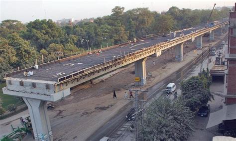 Lahore Metro Bus Service Lahore Metro Bus Pictures