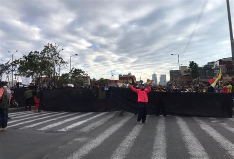 Cierran Cinco Estaciones De Transmilenio Por Protesta De Comerciantes