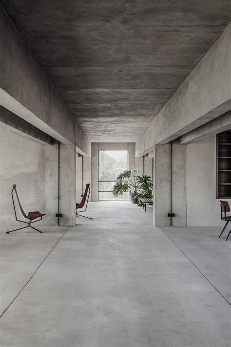 Berlin S Brutalist Silence Co Working Space Has Barely Anything Inside