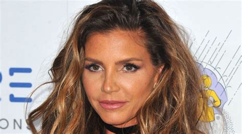 Charisma Carpenter promue régulière pour la deuxième saison de Pandora ...