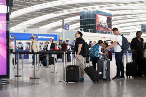 French Airlines Blunder Probed As Cause Of Air Traffic Meltdown At Uk