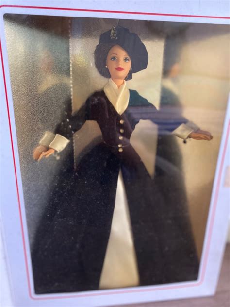 Romantic Interlude Barbie Doll Classic Collection Edition 1996 Hobbies