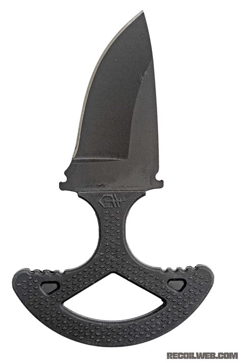 Unusual Suspects Push Daggers Recoil
