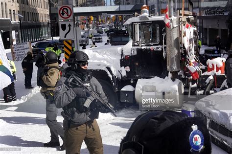 Tp 🤘🏻 On Twitter Also Ottawa Police Tactical Unit In The Area