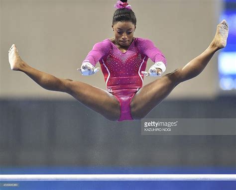 Simone Biles Gymnastics Beam Hd Wallpaper Pxfuel