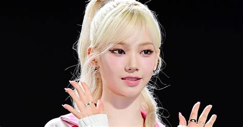 에스파 카리나 숨 쉬는 인형