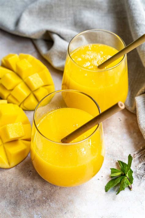 Fresh Homemade Mango Juice Six Hungry Feet