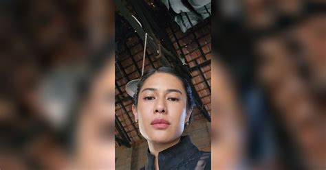 Cantik Dan Menawan Intip Potret Di Balik Layar Dian Sastrowardoyo Saat Syuting Film Gadis Kretek