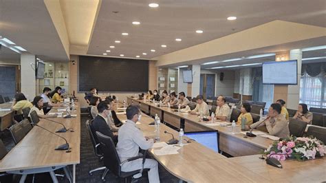 การประชุมการเตรียมการจัดงานพิธีพระราชทานปริญญาบัตร ประจำปีการศึกษา 2567 สถาบันบัณฑิตพัฒนศิลป์