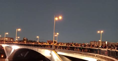 Sigue En Directo El Espectáculo De Drones De Las Fiestas Del Pilar En Heraldoes