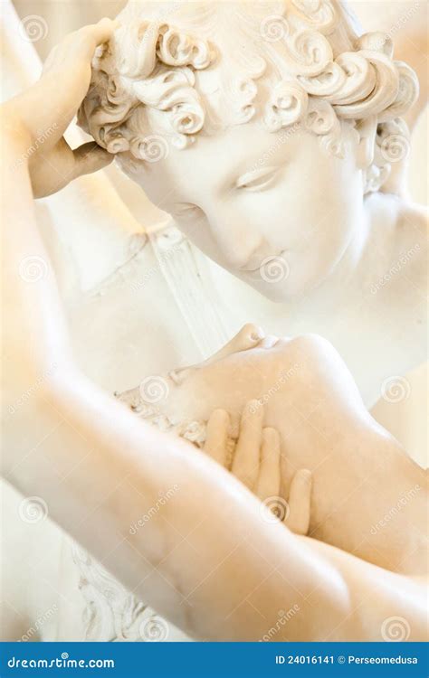 Psyche Revived By Cupid Kiss Editorial Photo Image Of France Louvre