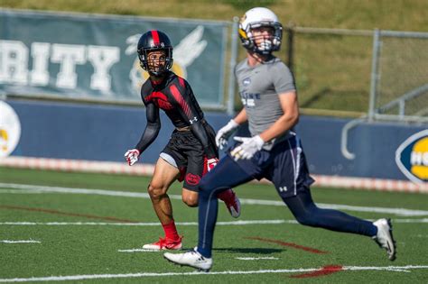 10 Ann Arbor Area Football Players To Watch This Season