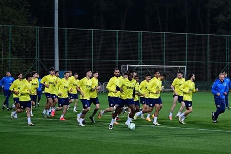 Фенербахче Олімпіакос Прогноз анонс на матч 1 4 фіналу Ліги конференцій Читайте на Ukr Net