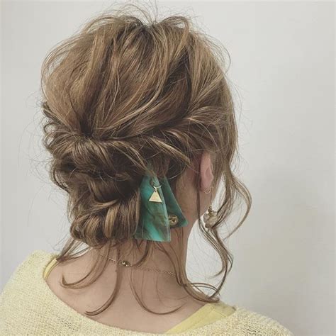 ねじねじだけで誰でも簡単♡マンネリ知らずのボブアレンジ特集 ボブ アレンジ ボブ ヘアアレンジ ボブ ヘアアレンジ 簡単