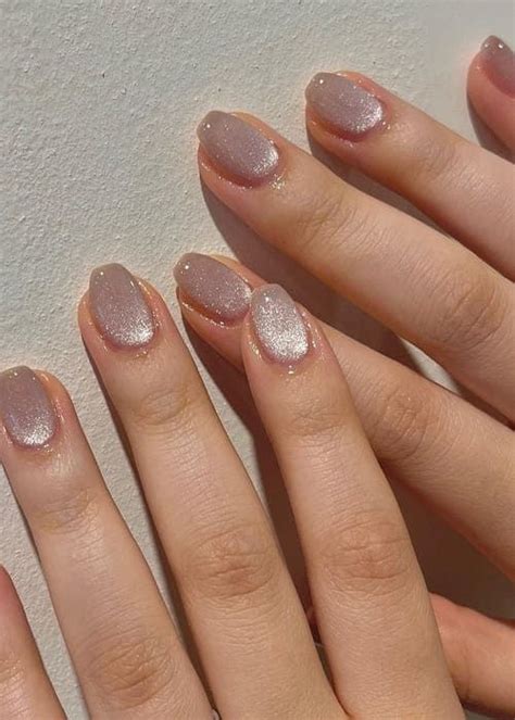 45 Delicate Korean Glitter Nails To Add A Touch Of Sparkle Eye Nail Art Festival Nails Cat