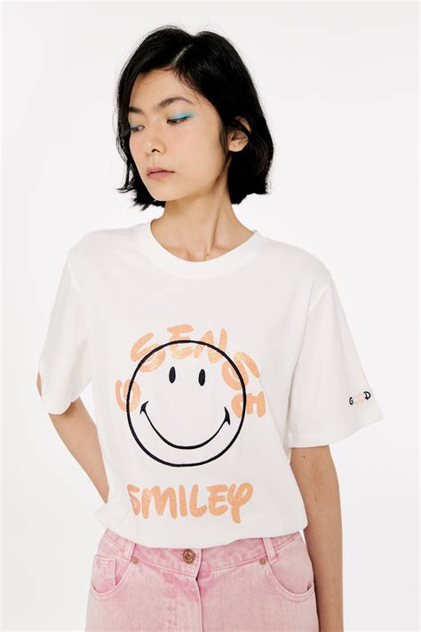 G Cut지컷 Smiley® 스마일리 글리터 프린트 티셔츠 Sivillage 에스아이빌리지