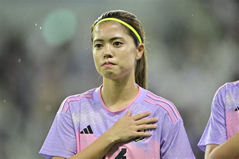 なんでこの組み合わせなのなでしこジャパンが北朝鮮戦で着用したユニフォームの意外な組み合わせに疑問の声続々どうしたん上下が合ってないのは何故 概要 日本代表