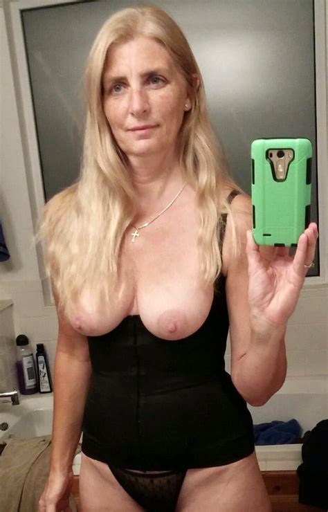 Naked Mature Mobile Porn Thematurepornpics Com