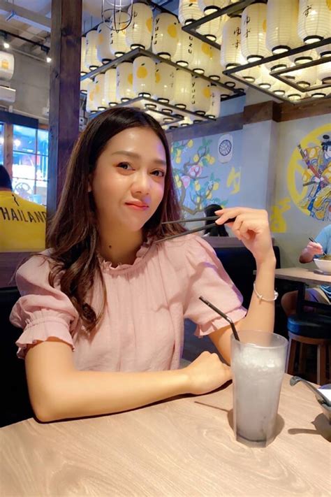 Young Bangkok Independent Escort Model Maewmodels