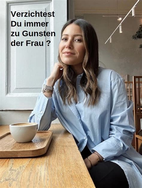 Tiefer Verehrer Der Weiblichen Dominanz — Ja Herrin Ich Verzichte
