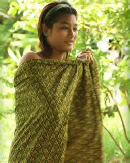 Ngintip Abg Kembang Desa Mandi Bugil Di Sungai Indonesia Hot Selfie