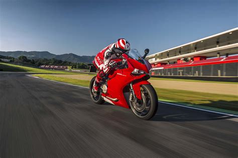 2014 Ducati 899 Panigale Mega Gallery Asphalt And Rubber