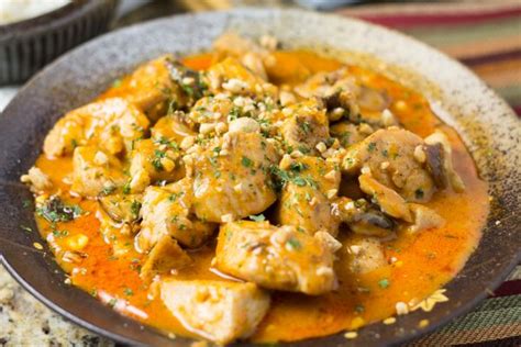 Red Curry Chicken Red Curry Chicken Butter Chicken Indian Food