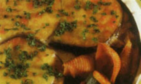 گوشت گاو و بادمجان پخته با پنير