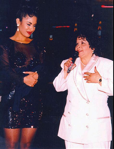 Why Did Yolanda Saldívar Kill Selena Quintanilla The Us Sun