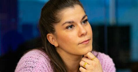 Kristin Gjelsvik Innlagt På Sykehus Etter Intens Hodepine