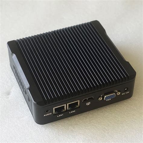 Super Light Super Small Industrial Mini Box Pc With Low Consuming