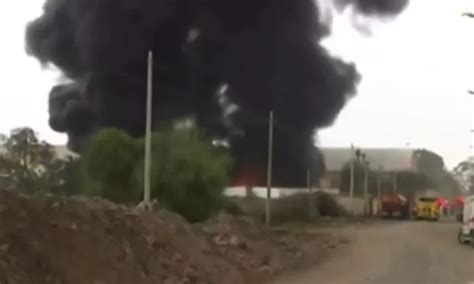 Comas Incendio Se Registra En Fábrica De Pinturas América Noticias