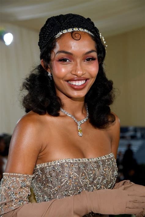 The 18 Best Beauty Looks From The 2021 Met Gala Old Hollywood Makeup