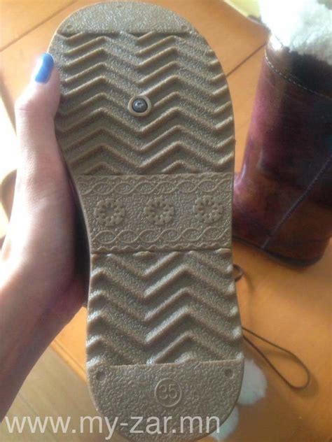 Эмэгтэй хүүхэд болон том хүний нэхий дотортой гутад маш хямд өглөө