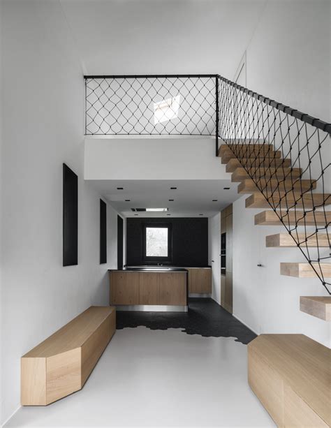 15 Amazing Staircase Designs With Steel Railings
