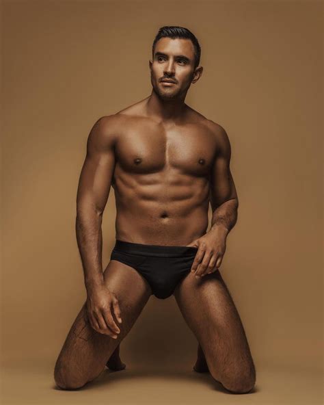 Model Diego Gonzalez Zuniga Matthews Island