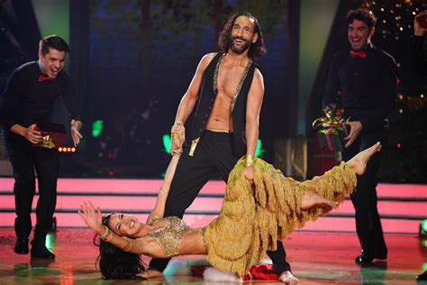 Heißer Ausblick Auf Rebecca Mirs Lets Dance Comeback Ein Detail