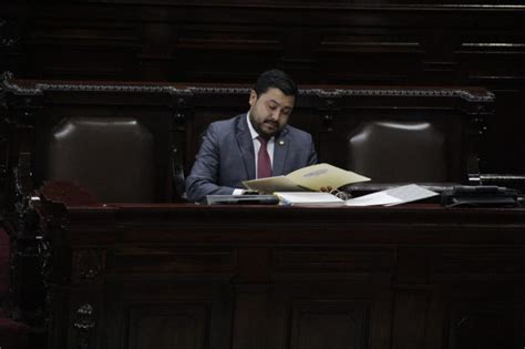 La Breve Interpelación Al Ministro De Desarrollo