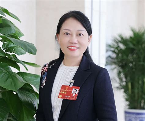 两会“她”声音 在陕女代表、住陕女委员心系民生冷暖，积极建言献策！澎湃号·政务澎湃新闻 The Paper