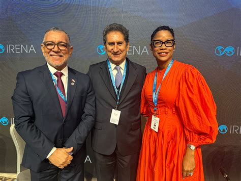 RD destaca impulso energías renovables para reducir dependencia de combustibles fósiles