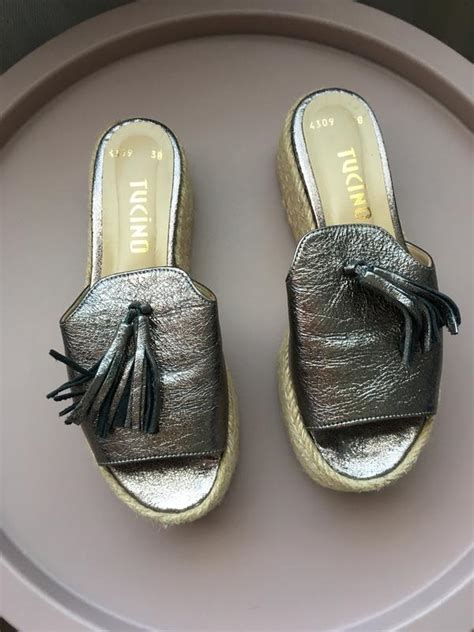 Кожаные летние шлепки Tucino — цена 700 грн в каталоге Босоножки Купить женские вещи по