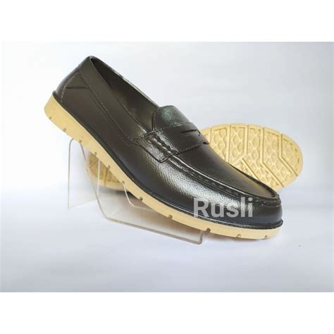 Jual Codsepatu Pantopel Karet Pria Yang Stylish Dan Awet Merk Yumeida