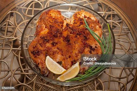 프라이드 치킨 치킨 담배 또는 치킨 타파카 그루지야어 쿠이시 가축에 대한 스톡 사진 및 기타 이미지 가축 갈색 고기 Istock