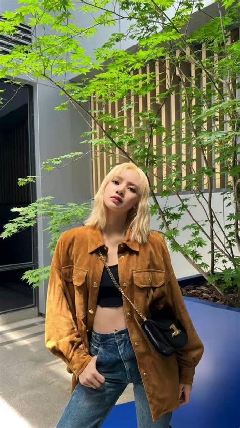 Lisa Looks Amazing In A New Picture For Celine Via Weibo💛 Blackpink